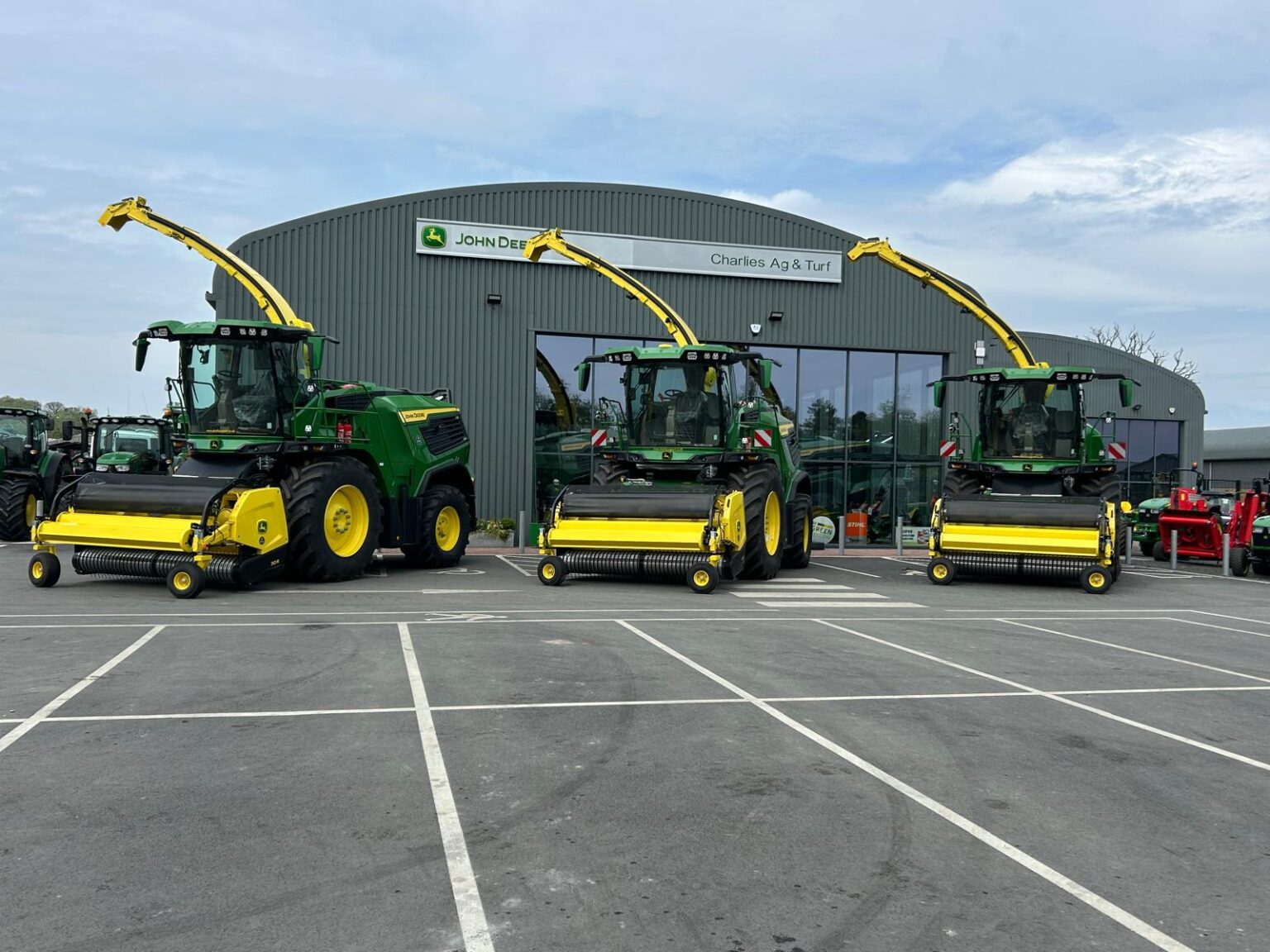 John Deere Dealer | Charlies Ag & Turf